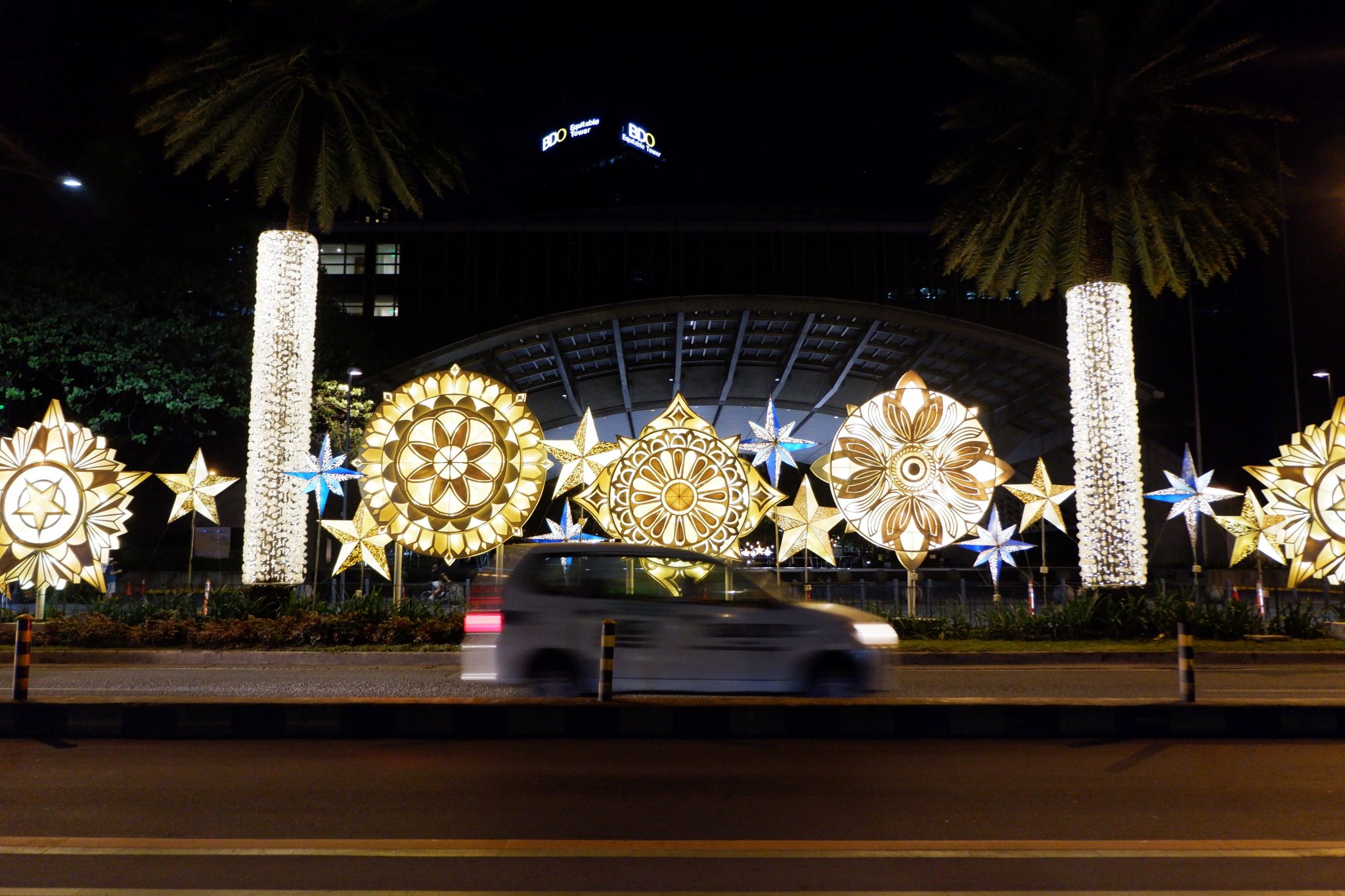 Why the Philippines is the Christmas Capital of the World - Flying Ketchup